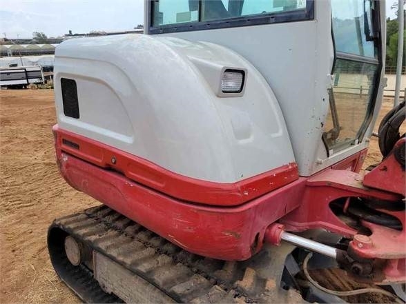 Takeuchi TB240