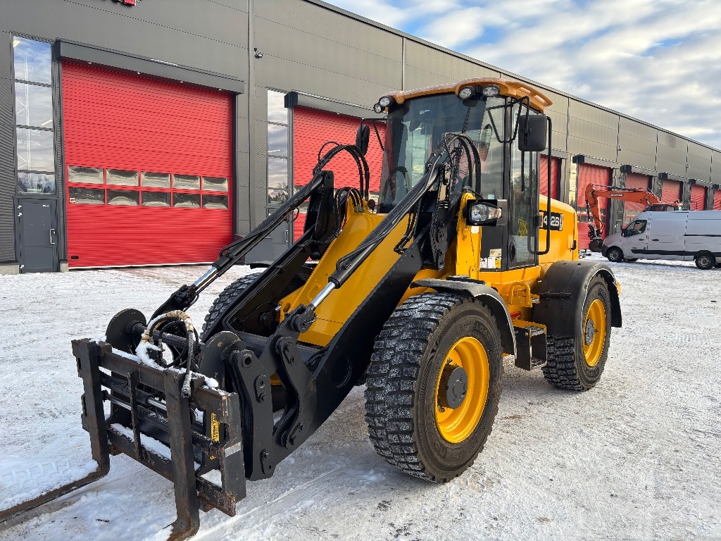 JCB 412 S Agri / Kauha, Hyd. Piikit, Rasvari, 50km/h - Wheel Loaders ...