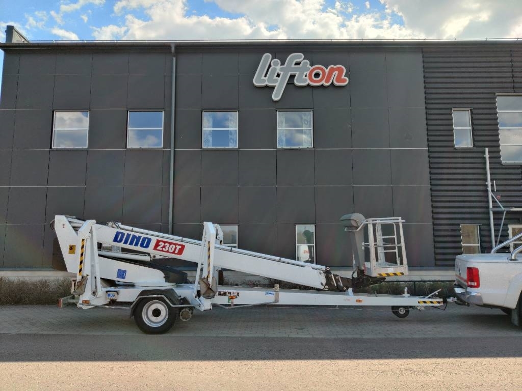 Begagnade liftar - skylift - släpvagnslift - Lifton AB