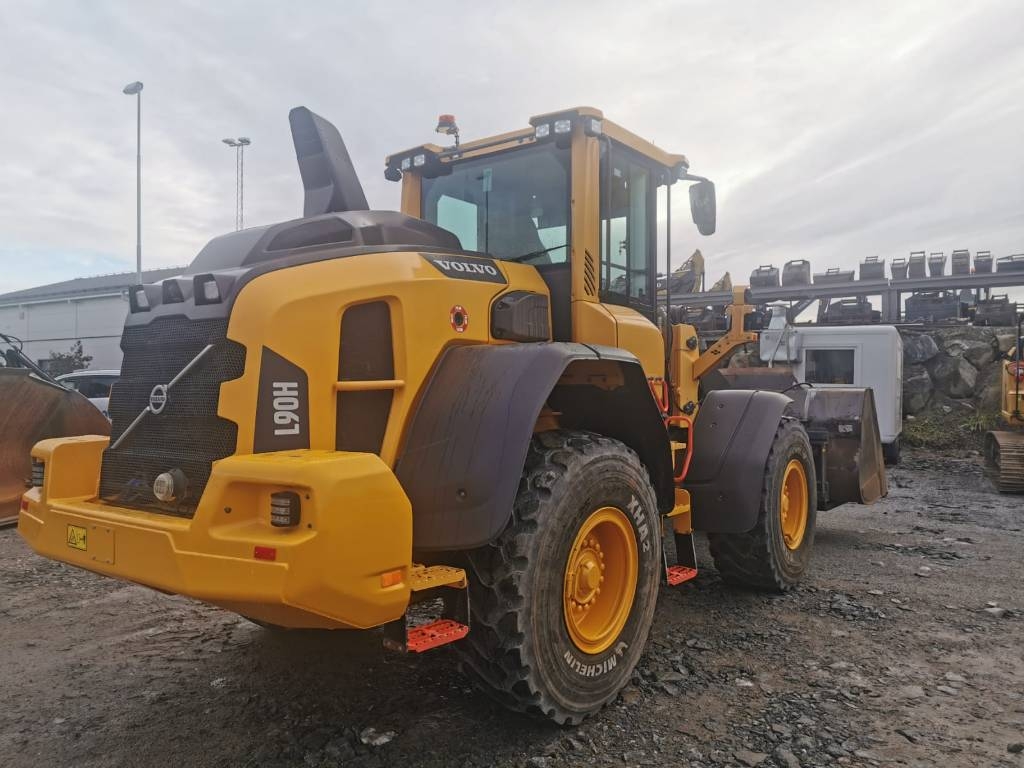 Buy Used Volvo L90H Wheel loader for sale in Stockholm, Sweden · PAN ...