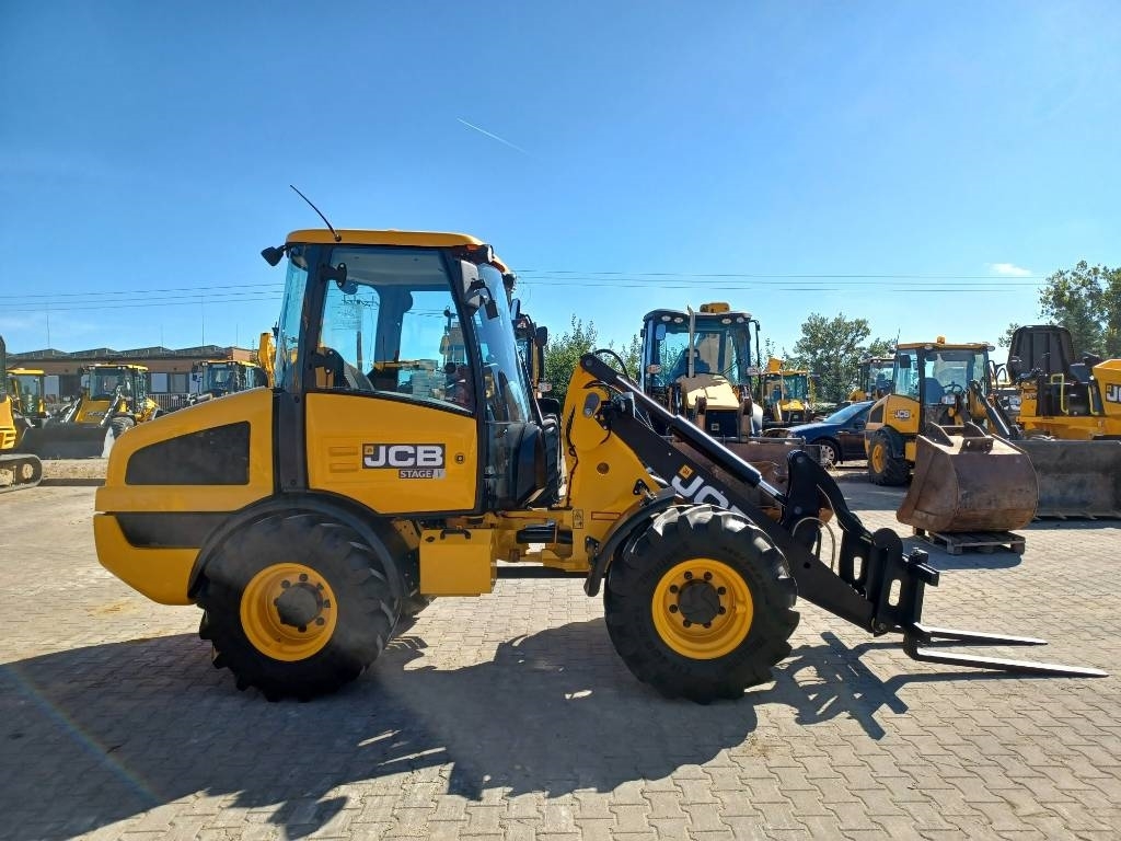 JCB 406 - Ładowarki kołowe - Maszyny budowlane - Interhandler