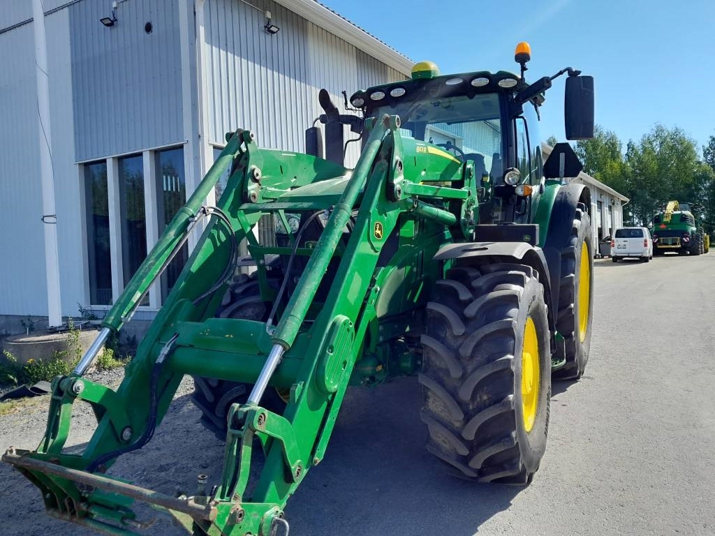 John Deere 6215 R AutoPower - Traktorit - Maatalous - Wihuri Oy / Witraktor