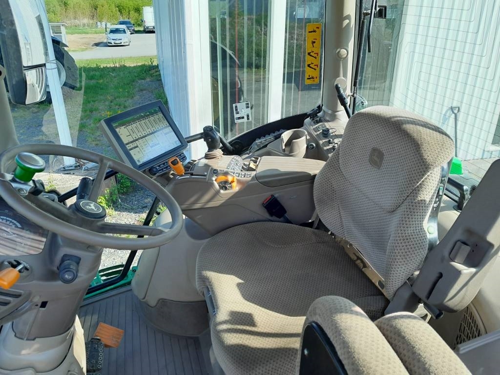 John Deere 6215 R AutoPower - Traktorit - Maatalous - Wihuri Oy / Witraktor