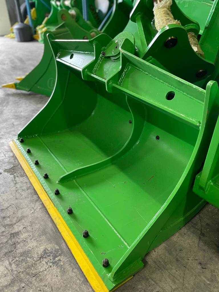 JM Attachments Tilt Bucket 48" Dual Hydraulic Cylinder Mini