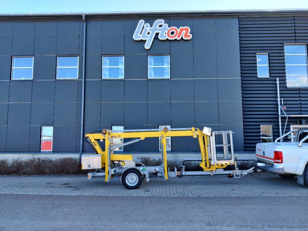 Begagnade liftar - skylift - släpvagnslift - Lifton AB