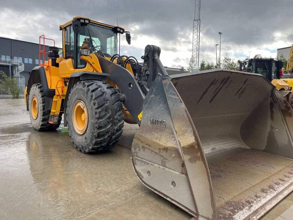 Buy Used Volvo L180H Long Boom Wheel loader for sale in Stockholm ...