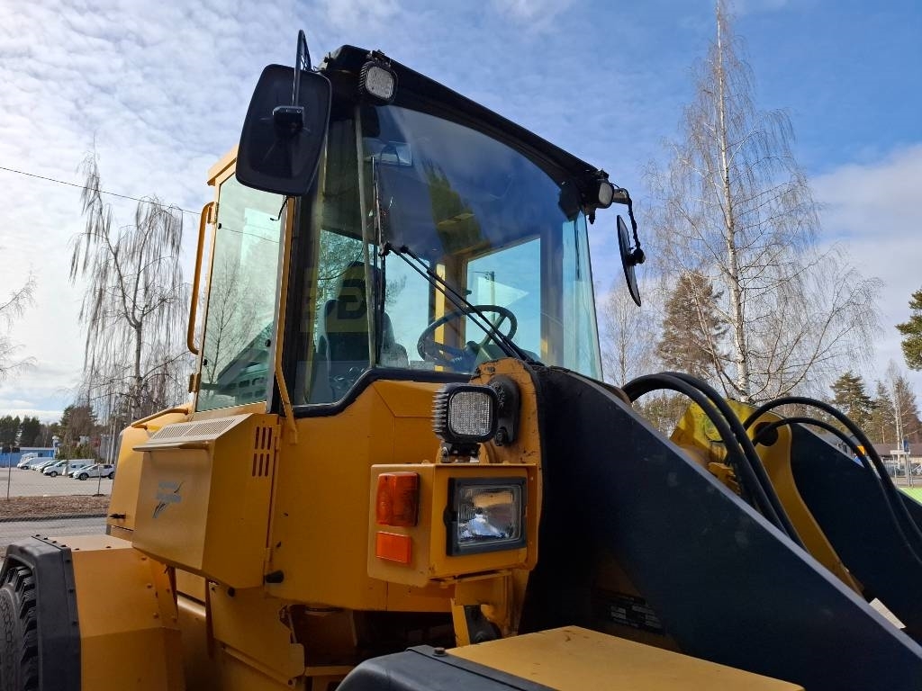 Volvo L70B - Pyöräkuormaajat - Maarakennus - KH-KONEET