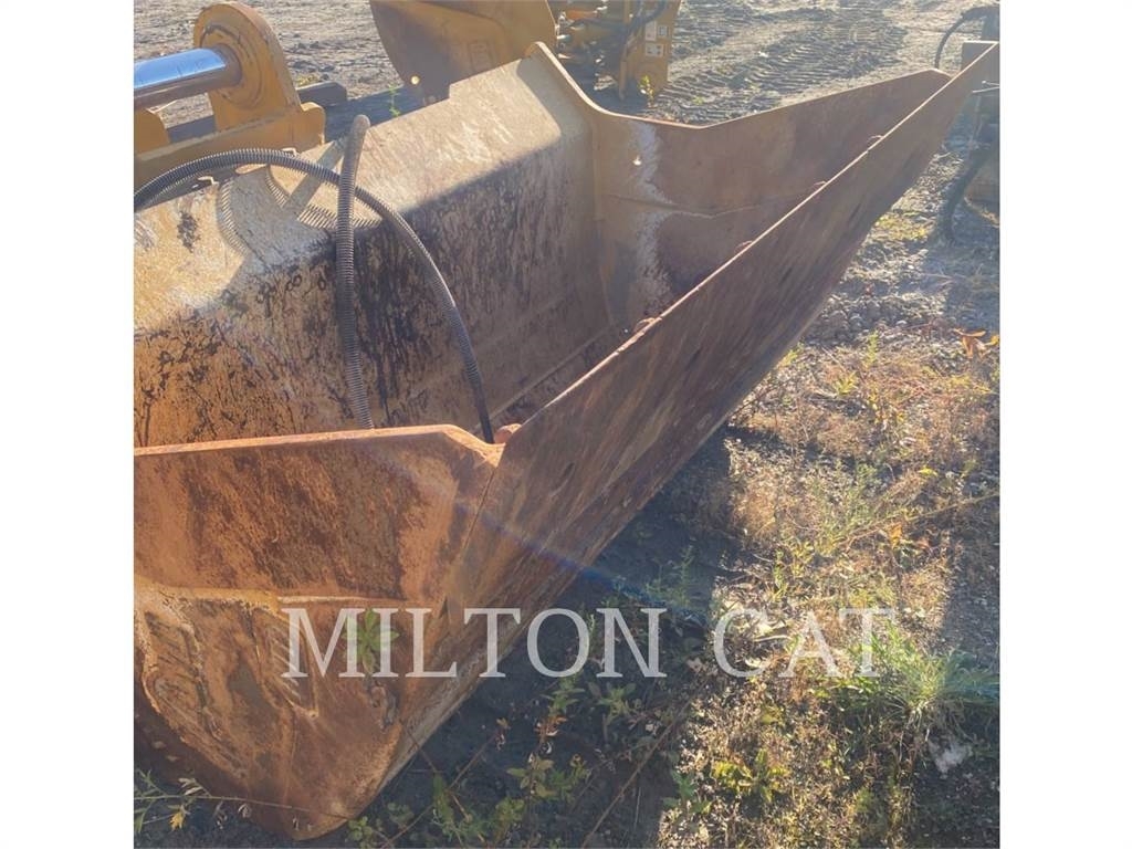 AMI AttachmentsT CB LINKAGE 72 TILT BUCKET