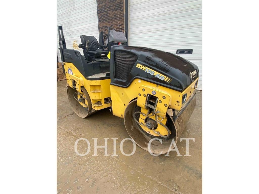 Bomag BW138 - rodillos combinados - Construcción - CATERPILLAR WORLDWIDE