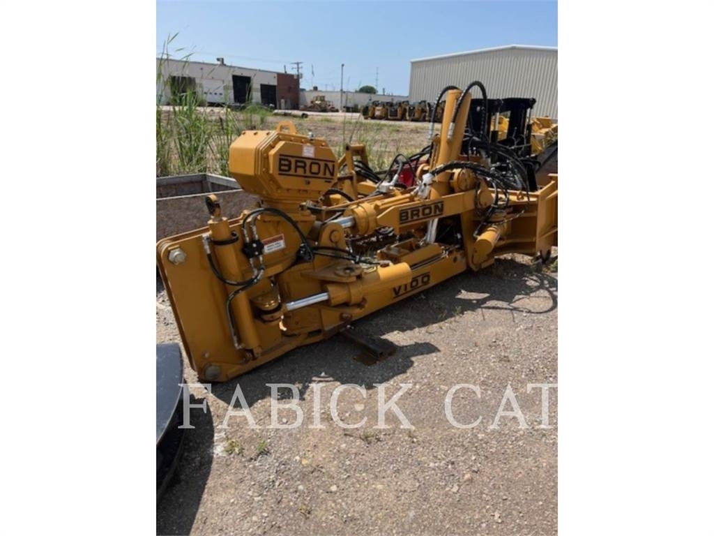 Bron PLOW - スカリファイヤ - 建設 - CATERPILLAR WORLDWIDE