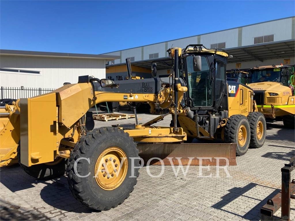 CAT 120M - motoniveladoras para minería - Construcción - CATERPILLAR ...