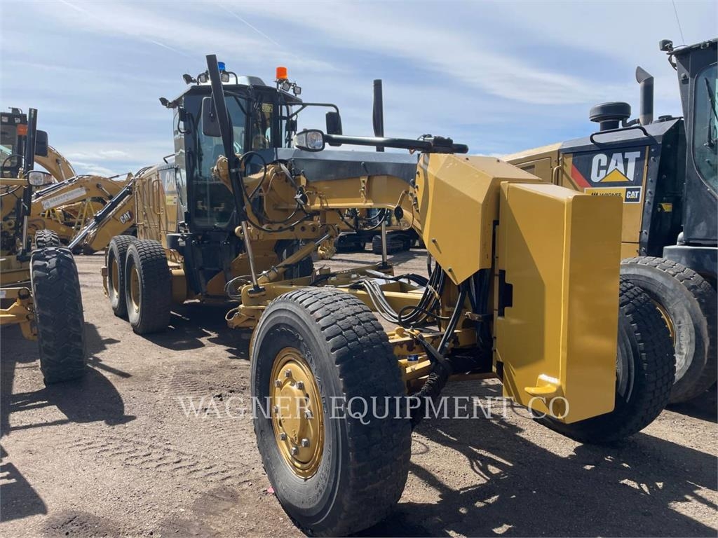 CAT 140M3 - niveleuses pour mines - Équipement De Construction ...