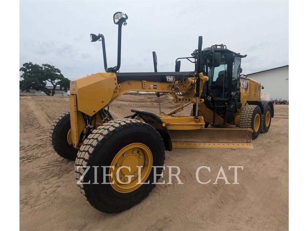 Used Motor Graders For Sale - Used Road Graders | Cat Used