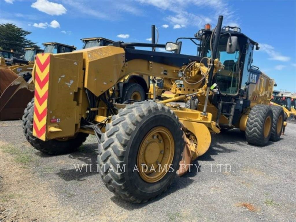 CAT 160M - niveleuses pour mines - Équipement De Construction ...