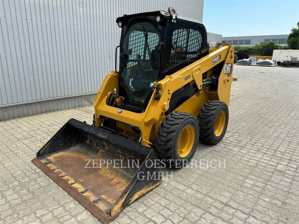 CAT 226D3 - Minicargadoras - Construcción - CATERPILLAR WORLDWIDE