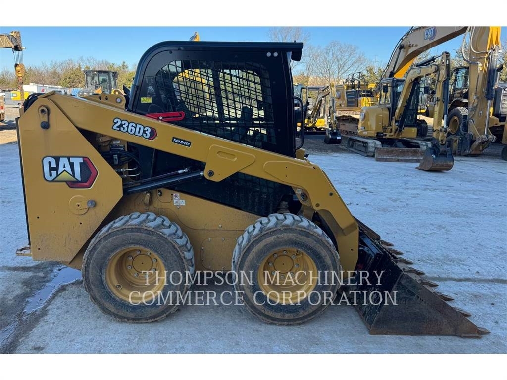 CAT 236D3 - Minicargadoras - Construcción - CATERPILLAR WORLDWIDE