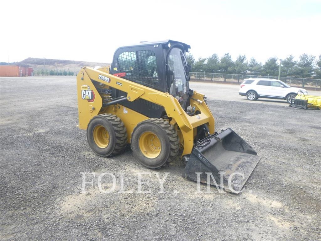 CAT 236D3 - Mini incarcator - Constructii - CATERPILLAR WORLDWIDE