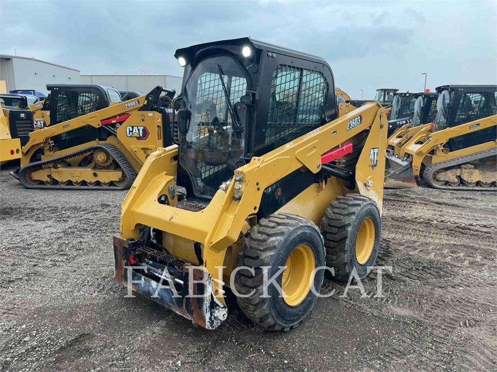 CAT 236D3 C3H2 - Minicargadoras - Construcción - CATERPILLAR WORLDWIDE