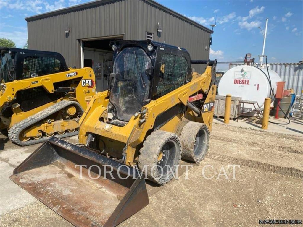 CAT 242D - Minicargadoras - Construcción - CATERPILLAR WORLDWIDE