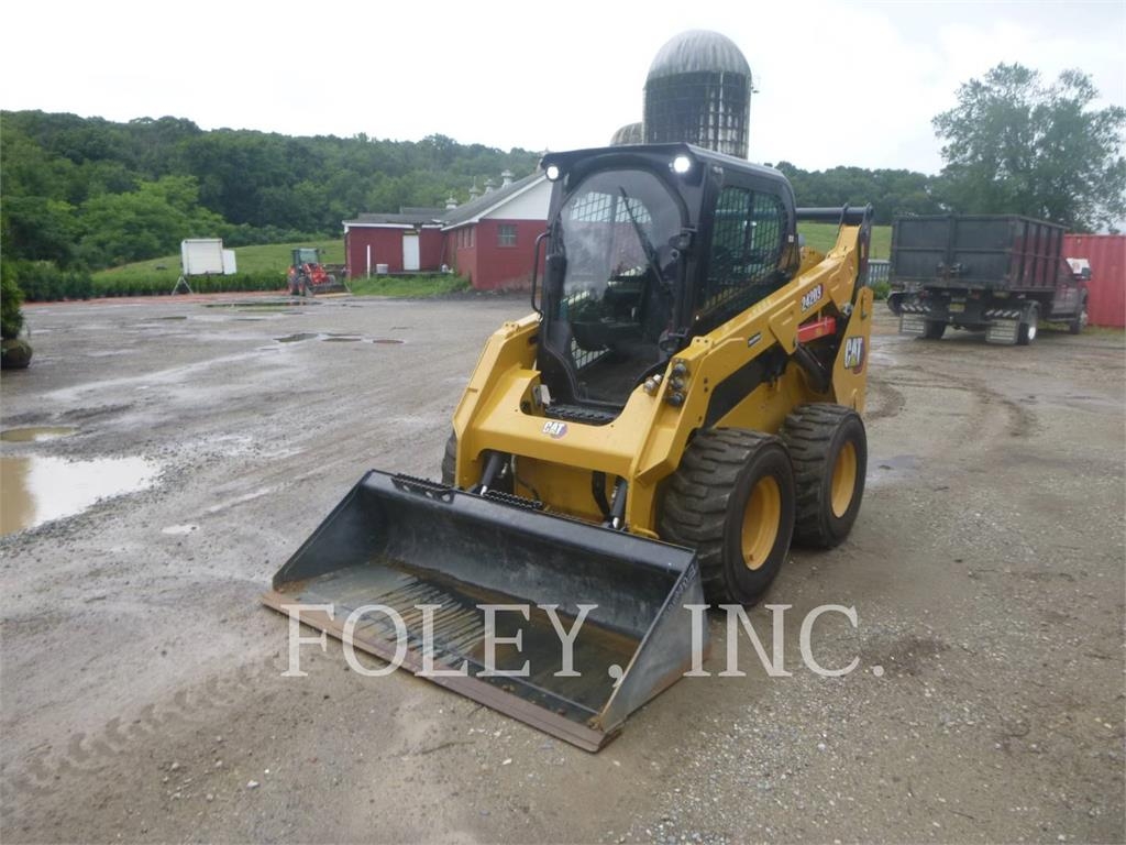 CAT 242D3 - Minicargadoras - Construcción - CATERPILLAR WORLDWIDE