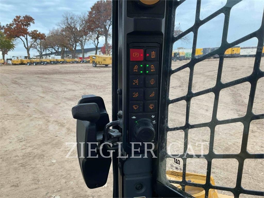 CAT 260 - Minicargadoras - Construcción - CATERPILLAR WORLDWIDE