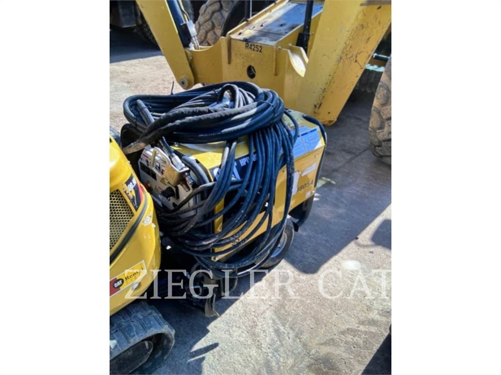 2019 CAT 300.9D For Sale - 21,300 USD | Cat Used