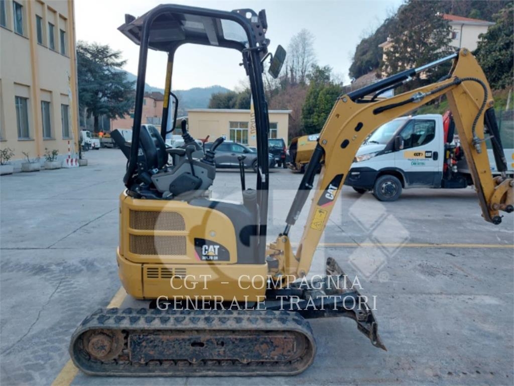 CAT 301.7D - Rupsgraafmachines - Bouw - CATERPILLAR WORLDWIDE