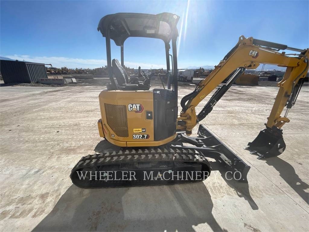 CAT 302.7 C1