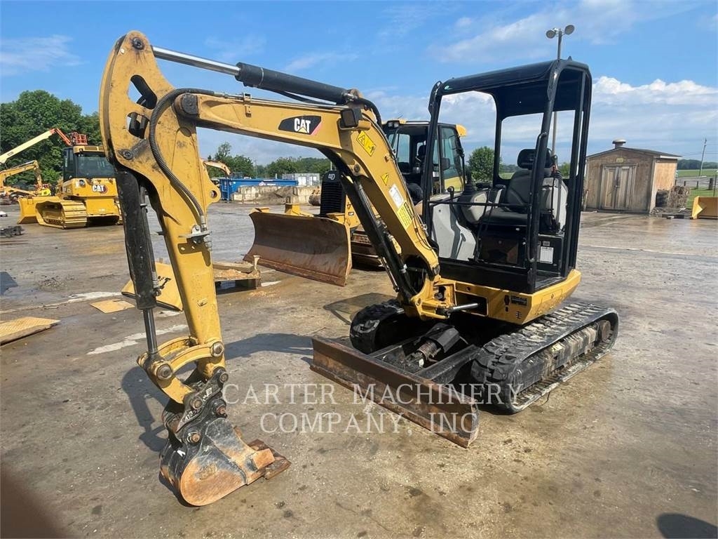 CAT 302.7D CY - Excavadoras de cadenas - Construcción - CATERPILLAR ...