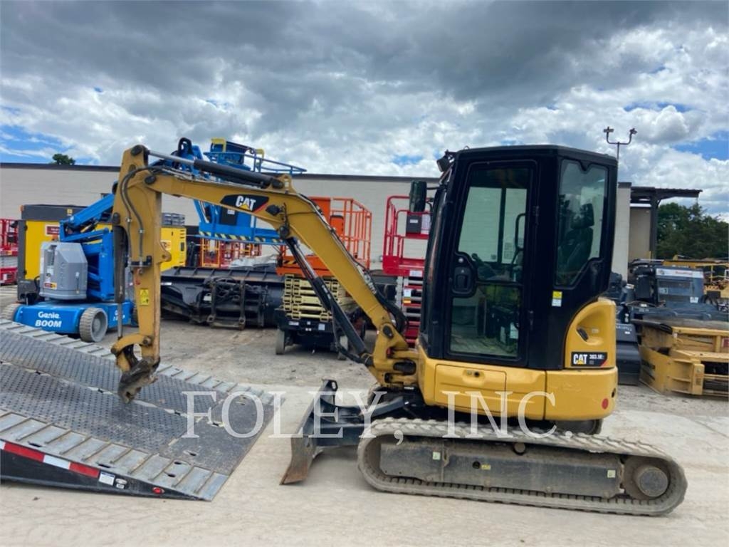 CAT 303.5E2CR - 履带挖掘机 - 建筑设备 - CATERPILLAR WORLDWIDE