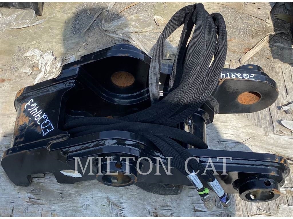 2022 CAT 305/306 HYDRAULIC PIN GRAB COUPLER For Sale - 3,183 USD | Cat Used