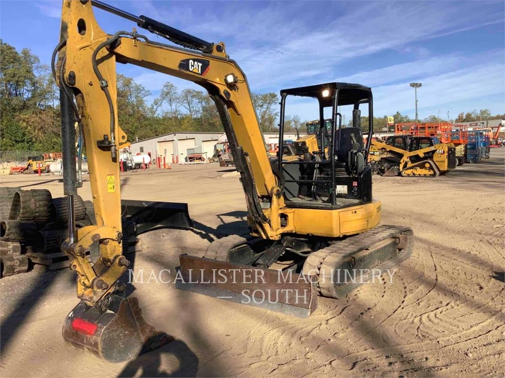 2018 CAT 305.5E2CR For Sale - 43,600 USD | Cat Used