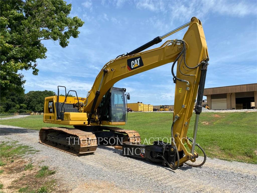 CAT Used Trackhoes & Excavators For Sale | Ritchie List