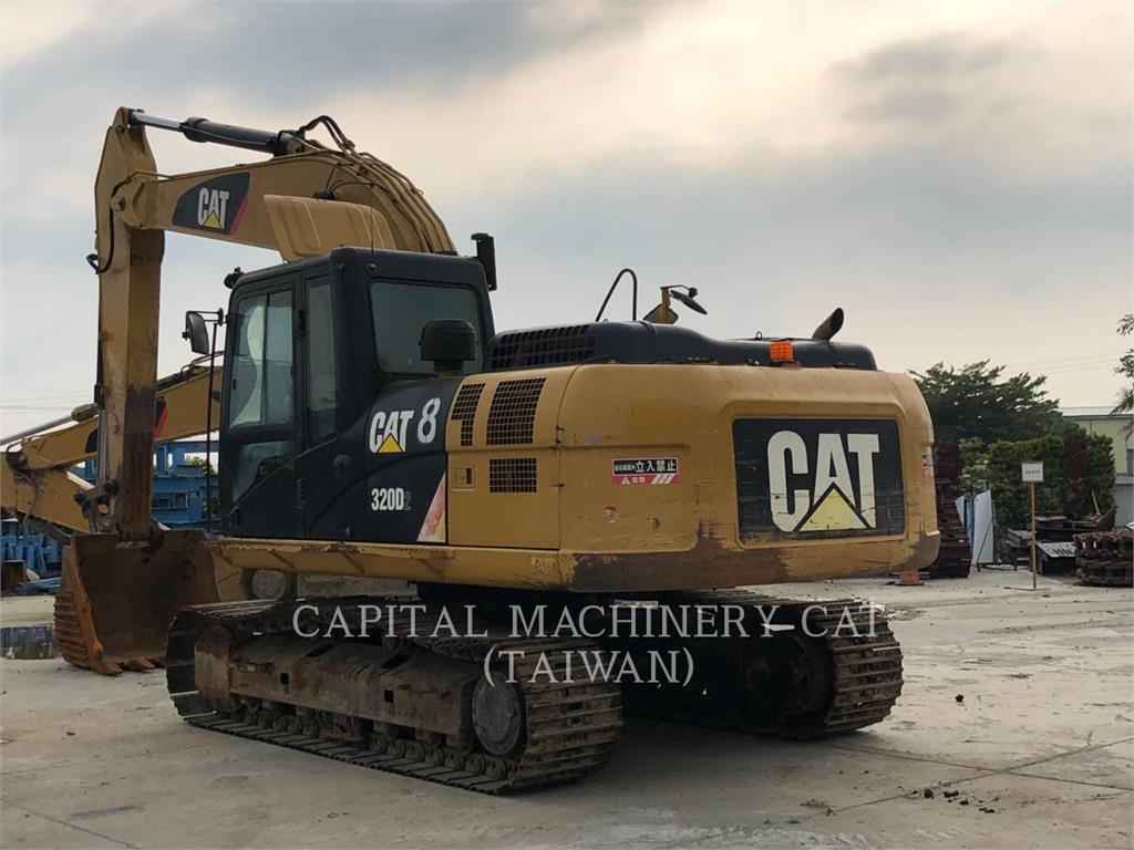 CAT 320D2 - Escavadoras de rastos - Equipamentos Construção ...