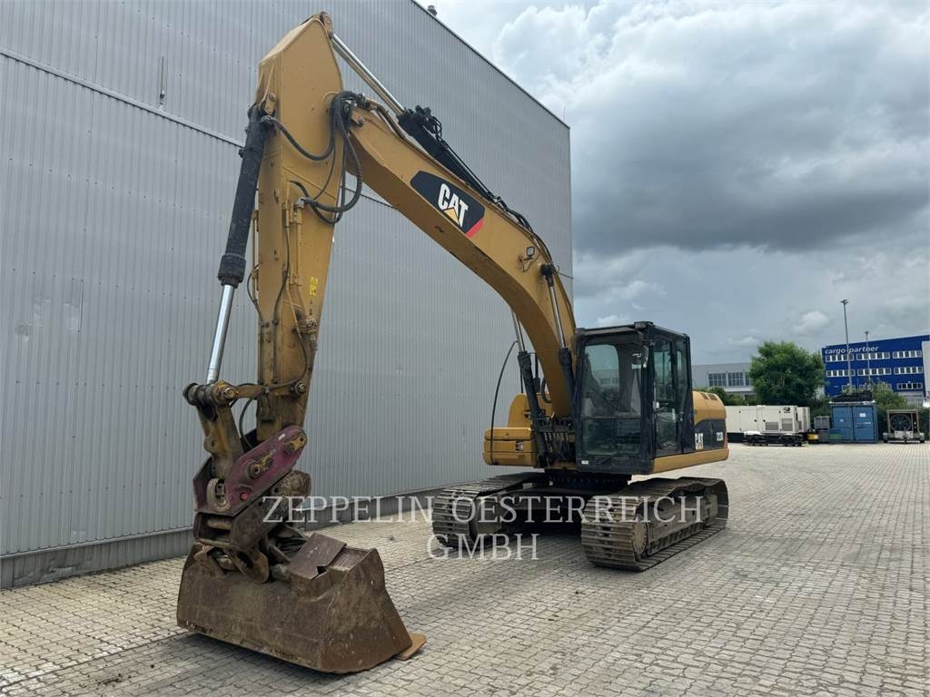 CAT 323D - Excavadoras de cadenas - Construcción - CATERPILLAR WORLDWIDE