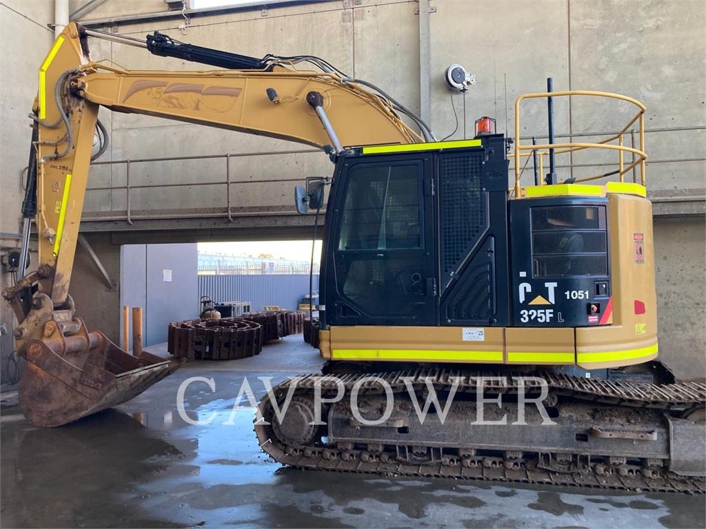2017 CAT 325FLCR For Sale - 83,870 USD | Cat Used