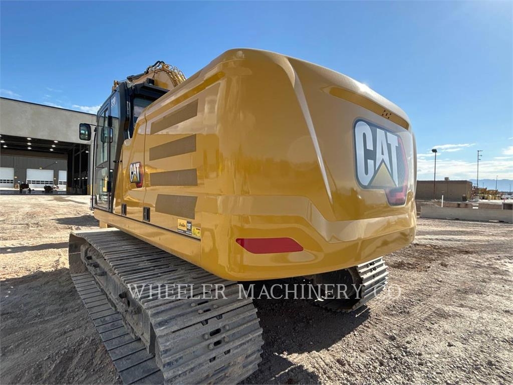 CAT 330