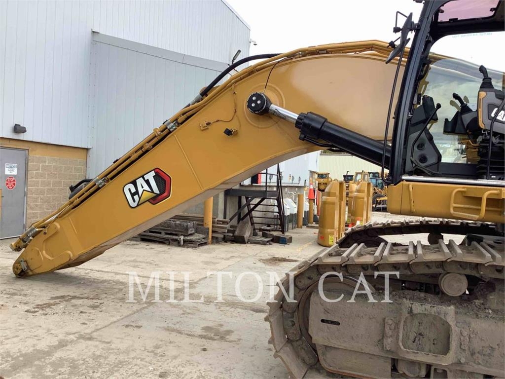 2023 CAT 374 For Sale - 1,027,083 USD | Cat Used