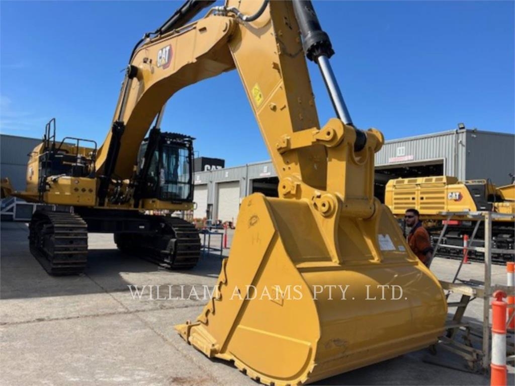 2023 CAT 374-07A For Sale - - | Cat Used