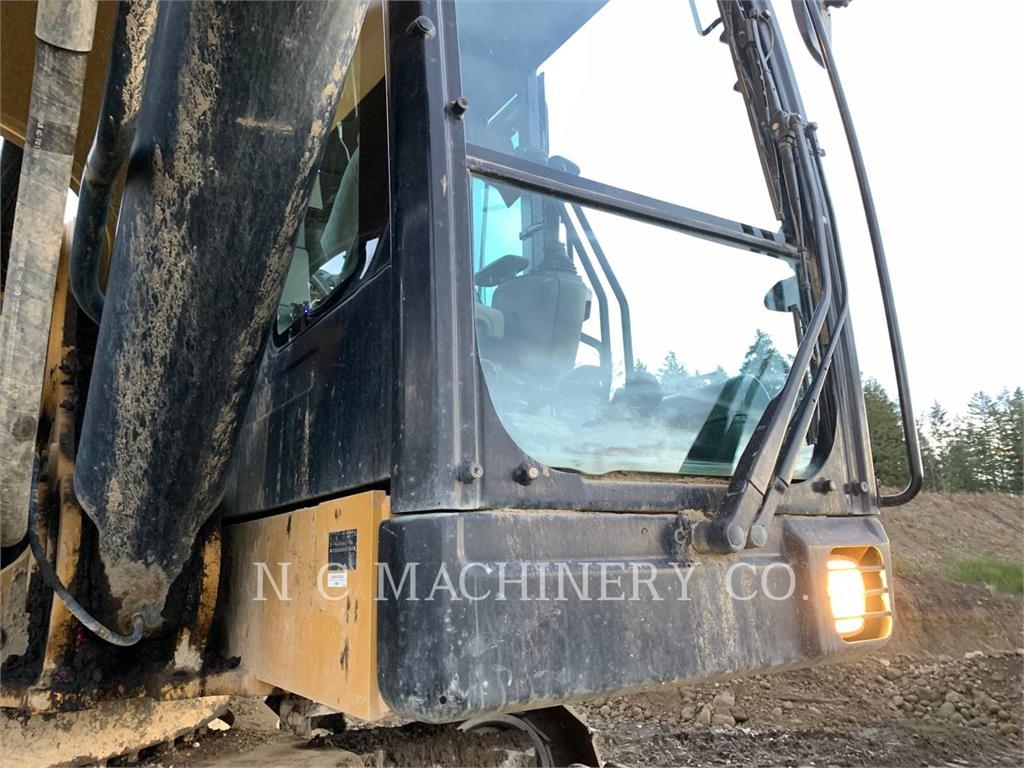 2019 CAT 390F For Sale - 699,000 USD | Cat Used