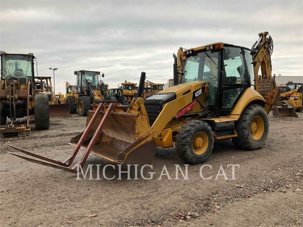 CAT 420F A