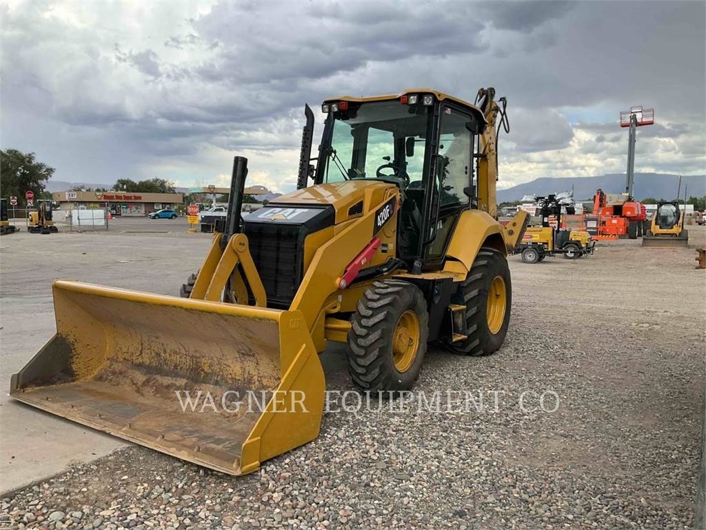 CAT 420F2 4WDE - chargeuses-pelleteuses - Équipement De Construction - CATERPILLAR WORLDWIDE