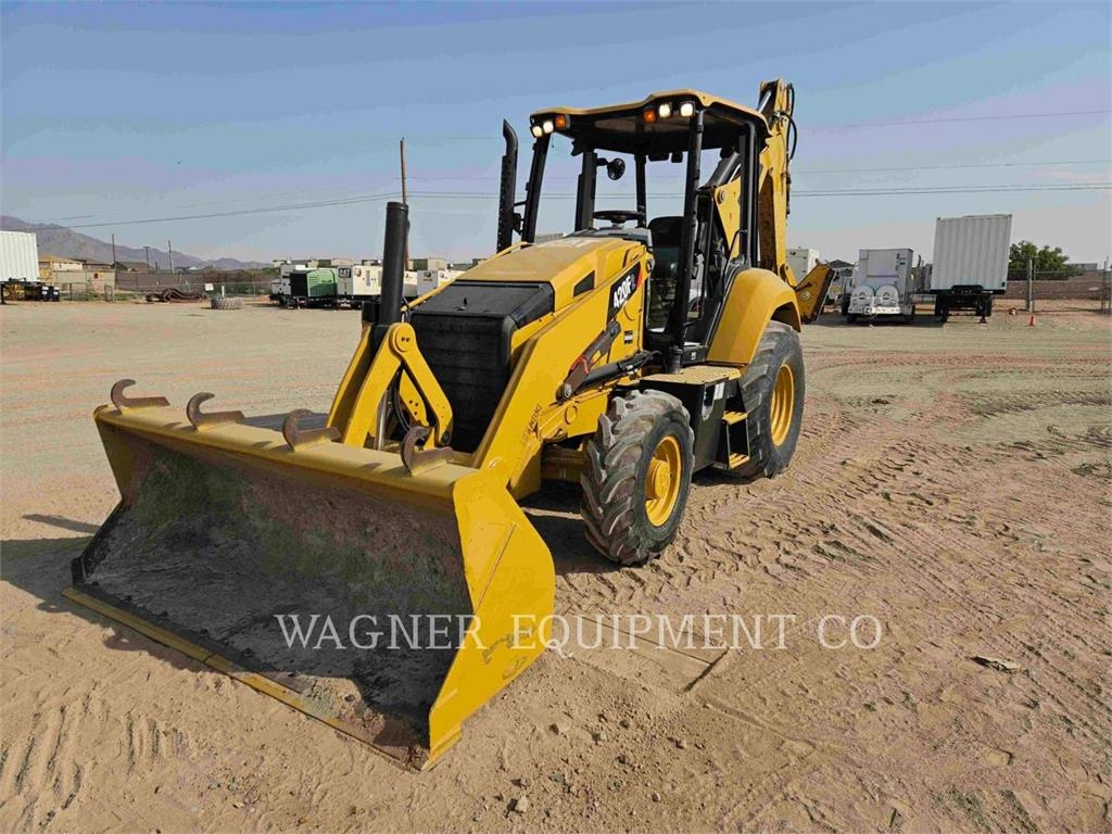 CAT 420F2 4WDS