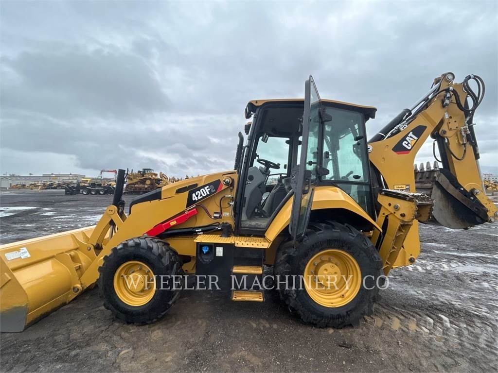 CAT 420F2 THAS - chargeuses-pelleteuses - Équipement De Construction - CATERPILLAR WORLDWIDE
