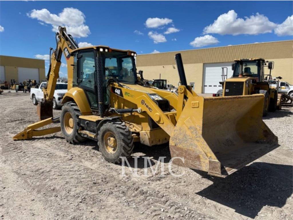 CAT 440