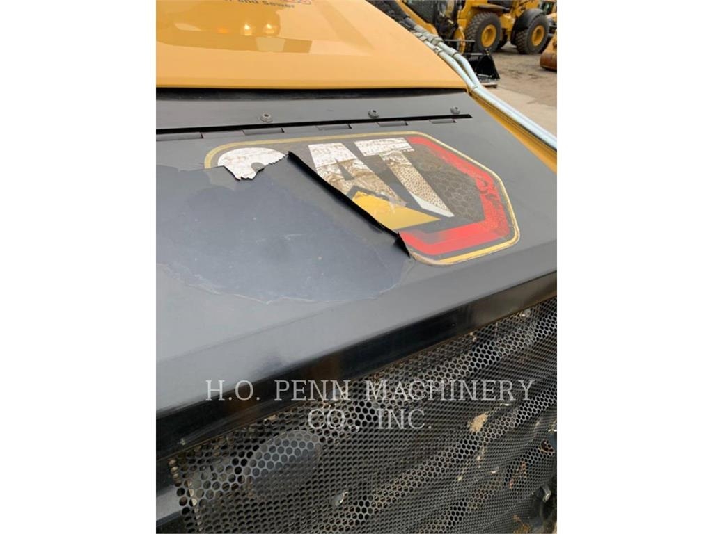 2022 CAT 440-07 For Sale - 122,000 USD | Cat Used