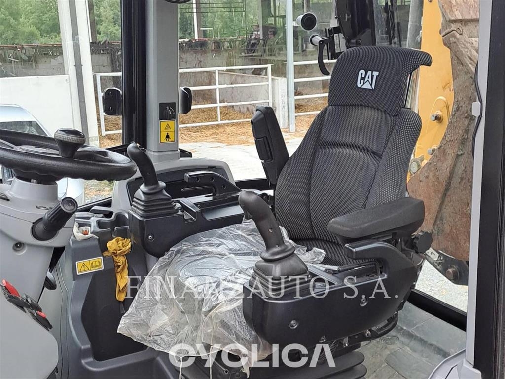CAT 444 TRINITYB V - retroexcavadoras cargadoras - Construcción ...