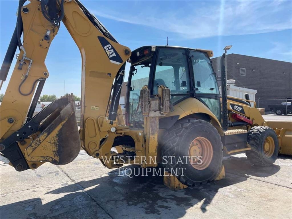 CAT 450F