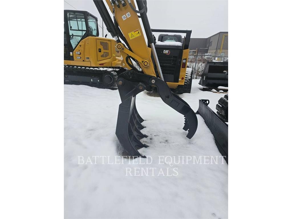 CAT 48.IN.RAKE.BUCKET