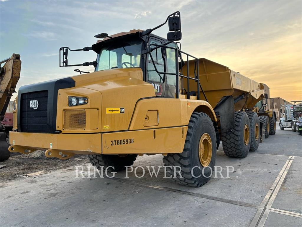 Used Transport Trucks & Trailers For Sale | Cat Used